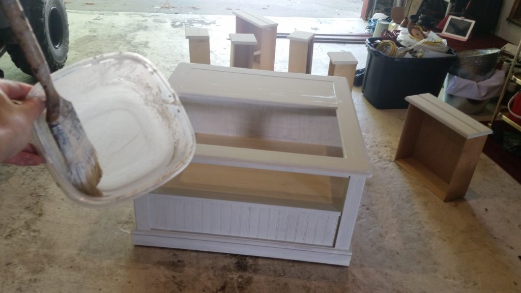 DIY Milk Paint Table - Leah and Joe: Home DIY Projects & Crafts